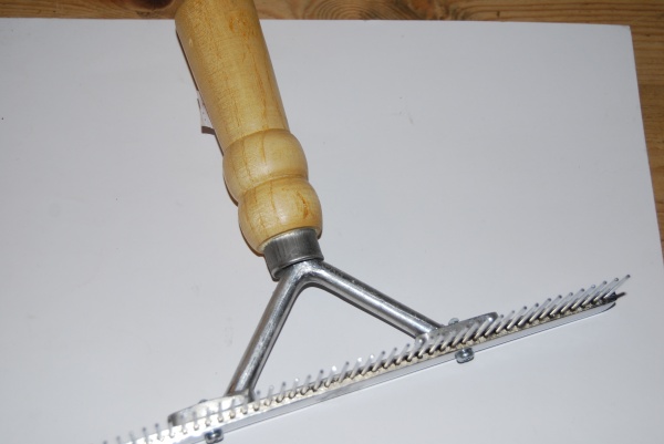 Cattle comb
