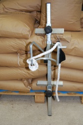 Gambrel Sheep Restrainer